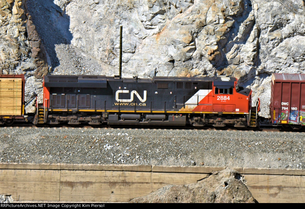 CN 2884 Mid-Train DPU